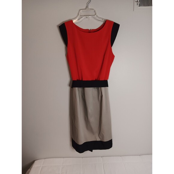 Tahari | Dresses | Tahari Arthur Levine Reggie Dress Sz 6 Fit And Flare ...